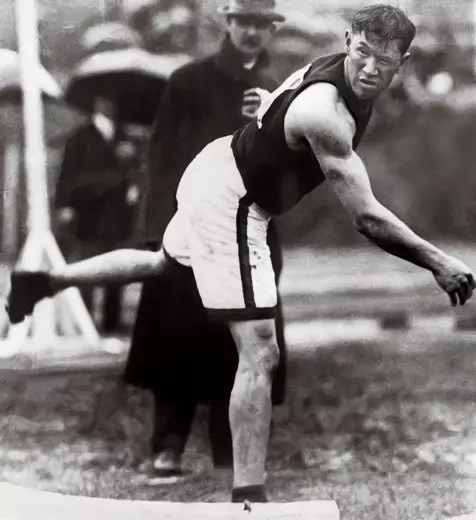 Miért nem ismerik el még mindig Jim Thorpe olimpiai rekordjait? 32464_3