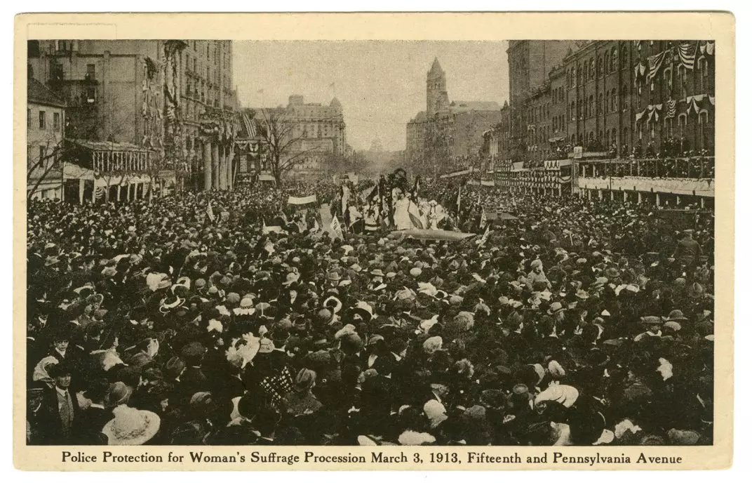 procesión do sufraxio feminino