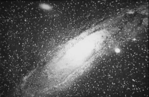 A Gran Nebulosa de Andrómeda, fotografiada en 1899.