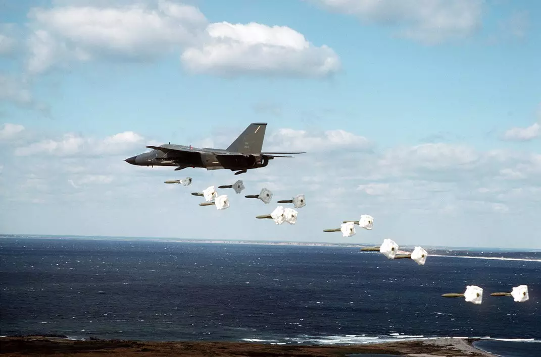 Cette île inhabitée au large du Massachusetts est jonchée de bombes