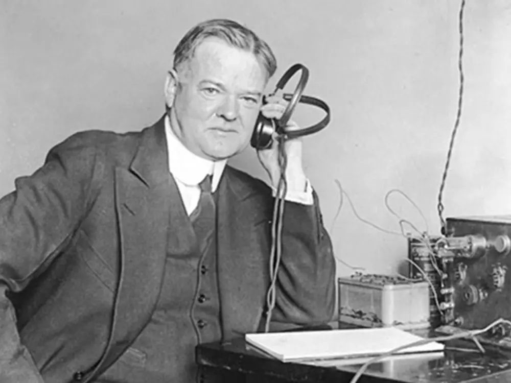 Kecerdasan Ekonomi Tersembunyi Herbert Hoover