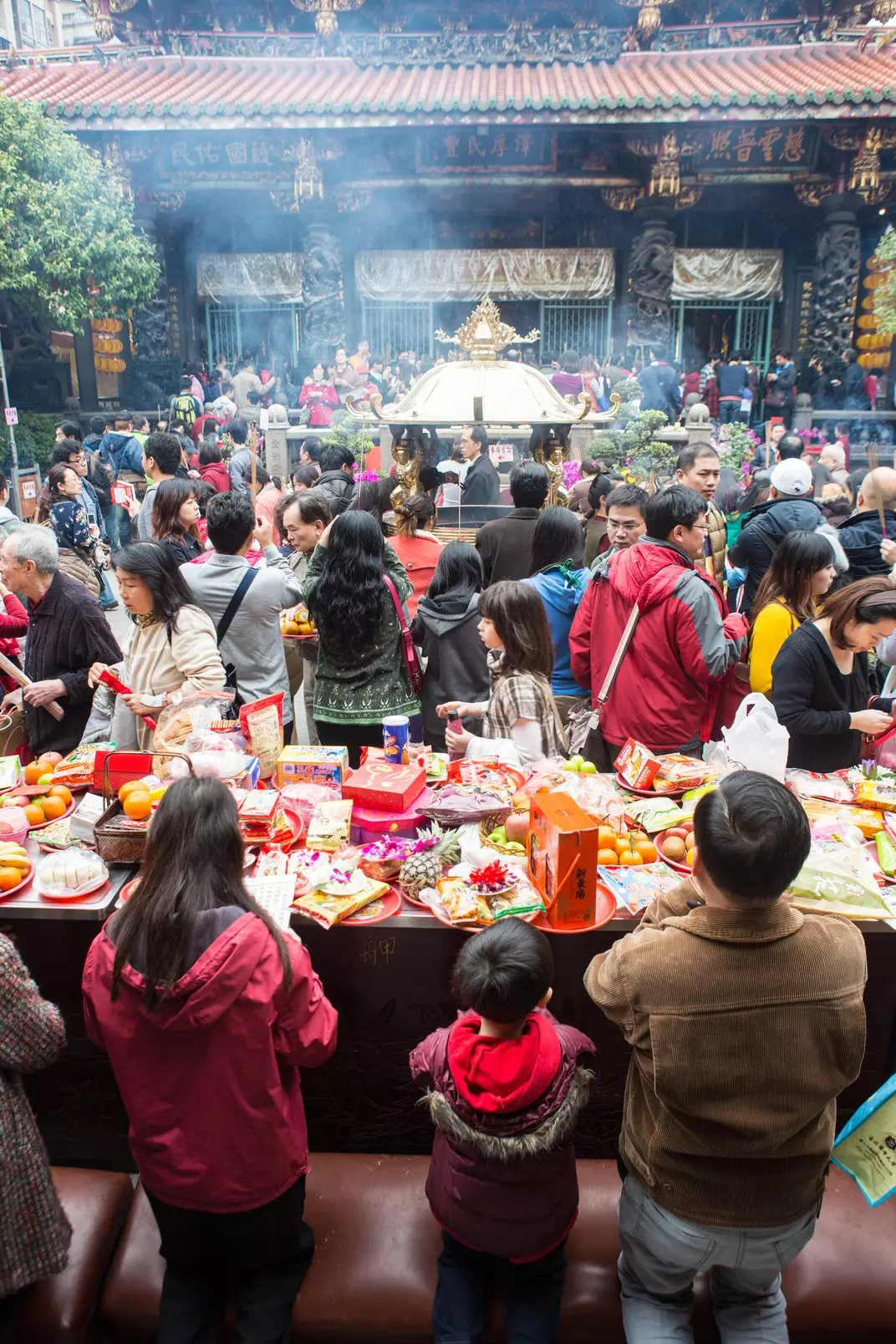 Stap binnen in de beroemde Longshan-tempel in Taiwan 33344_20