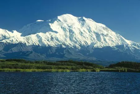 Denali este cel mai înalt vârf din America de Nord
