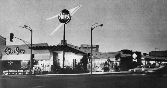 Ụgbọ mmiri na Wilshire Boulevard na Los Angeles (1958)