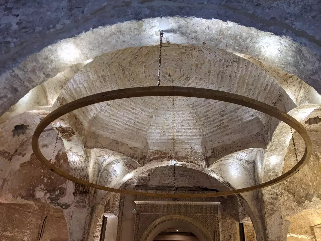 Arkeologer upptäcker 1100-talets badhus gömt i spansk tapasbar 34146_3
