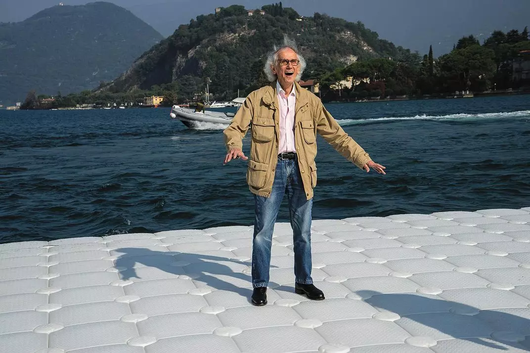 The Inside Story of Christo's Floating Piers 34361_1