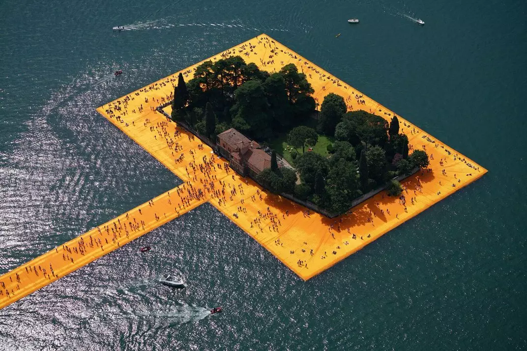 The Inside Story of Christo's Floating Piers 34361_6