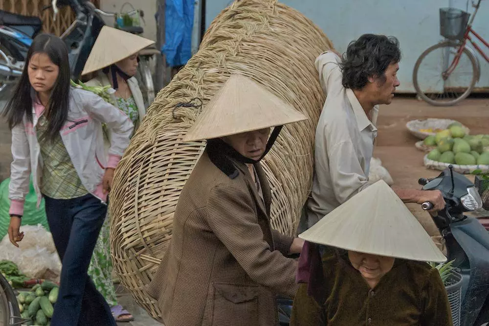 Bir Kıdemli Vietnam'a Döndü, Ülkesini Fotoğrafladı ve Savaş Zamanı Deneyimiyle Barışa Geldi 34366_8