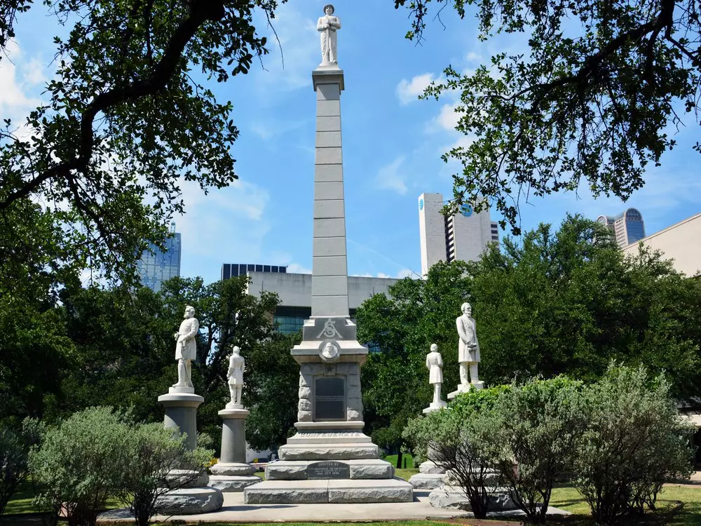 Dallas City Council Inovhota Kubvisa Massive Confederate War Memorial