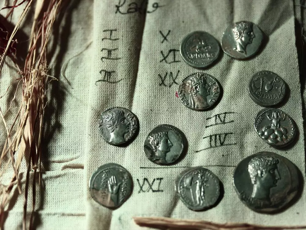 Trove af 650 mønter, der ligner Cæsar, Mark Antony udgravet i Tyrkiet