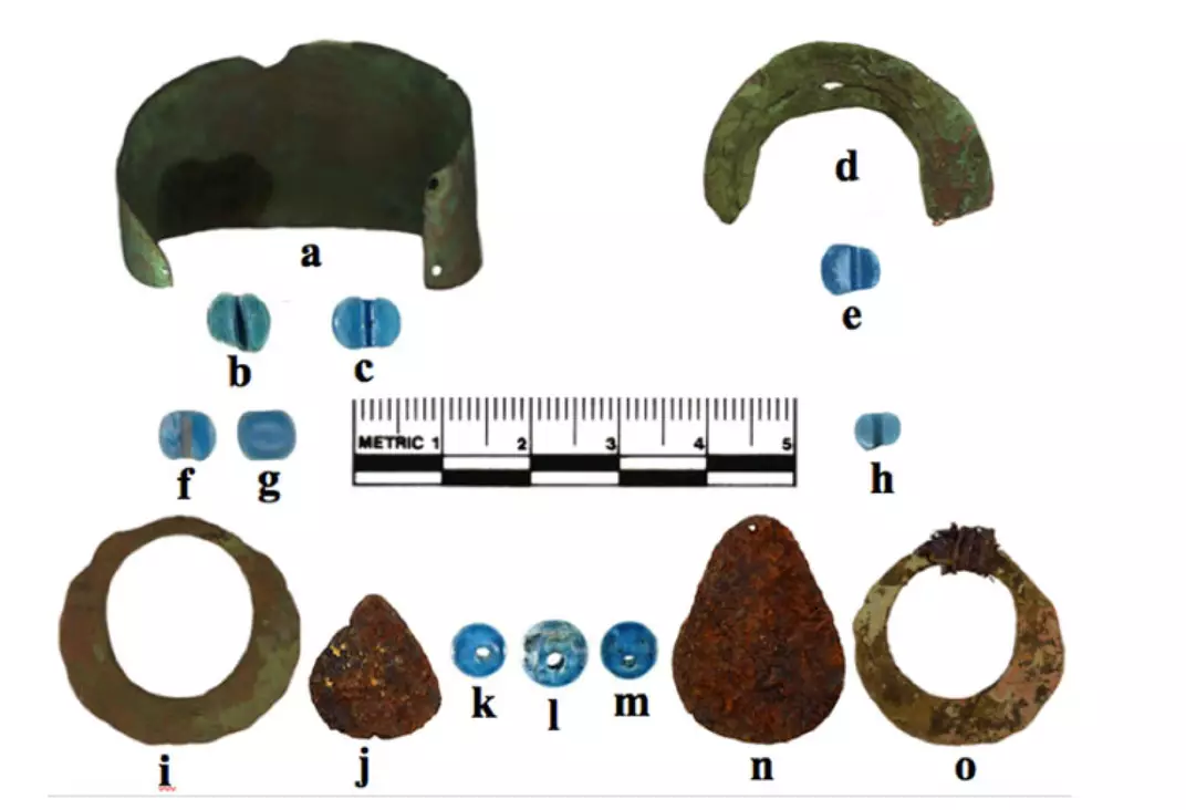 Venetian Glaspärelen kënnen déi eelst europäesch Artefakte sinn, déi an Nordamerika fonnt goufen 34721_2