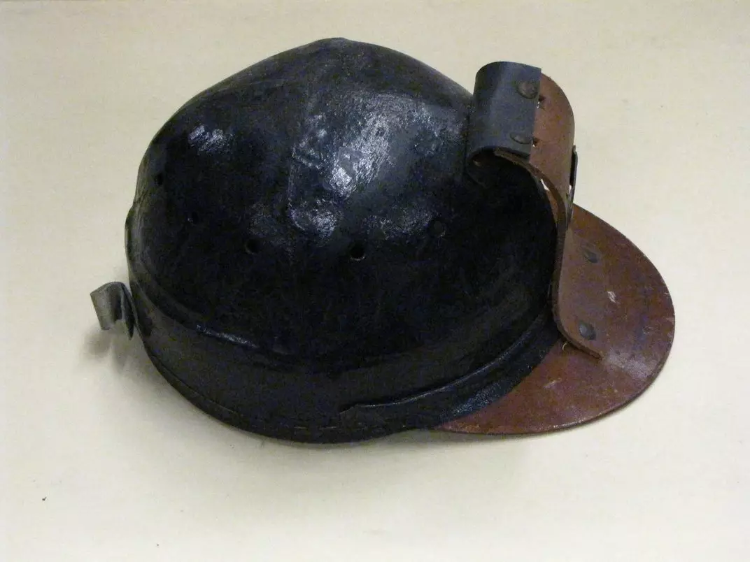 تاريخ القبعة الصلبة