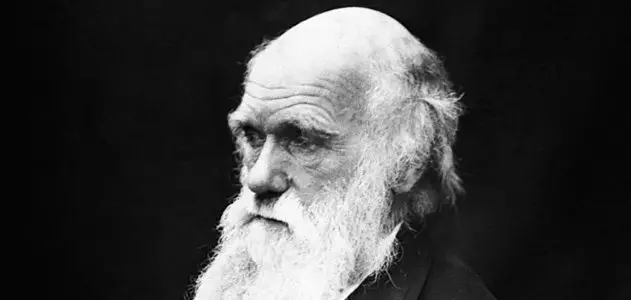 تطور تشارلز داروين