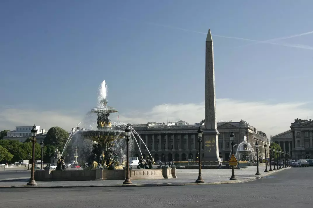 Odrubljivanje glave na Place De La Concorde