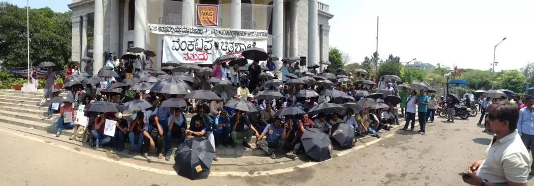 ഒരു പൊതു ആർട്ട് ഗാലറി സ്വകാര്യമായി ഏറ്റെടുത്തതിൽ ഇന്ത്യൻ കലാകാരന്മാർ പ്രതിഷേധിക്കുന്നു 35855_4