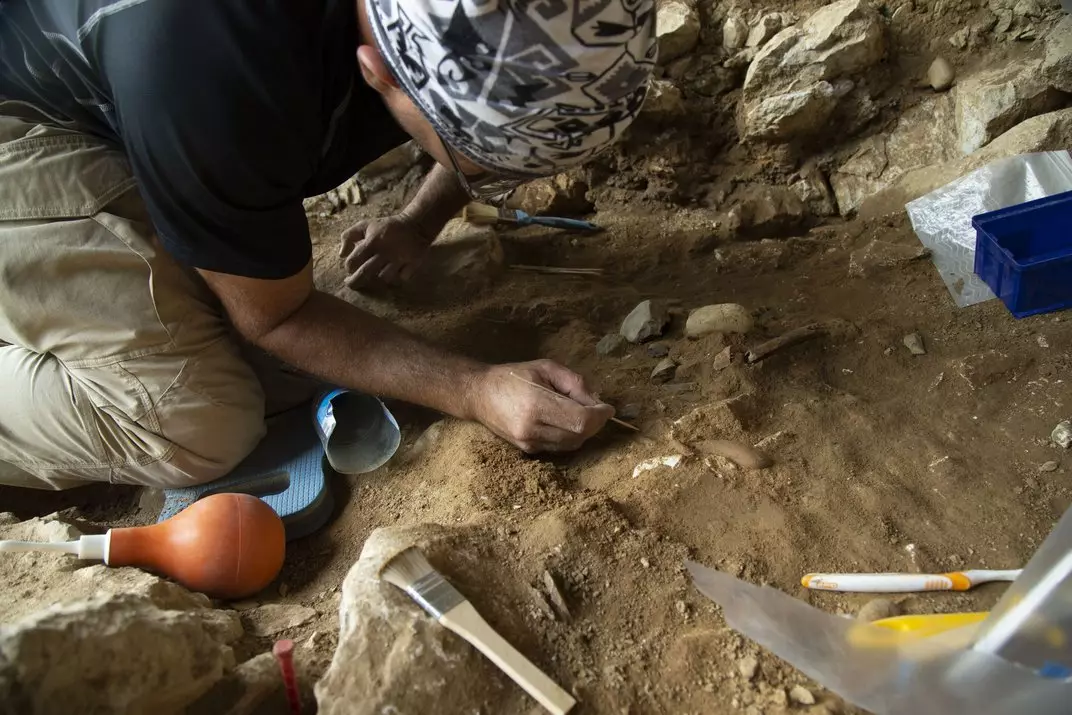 Izkopavanja jame Chagyrskaya