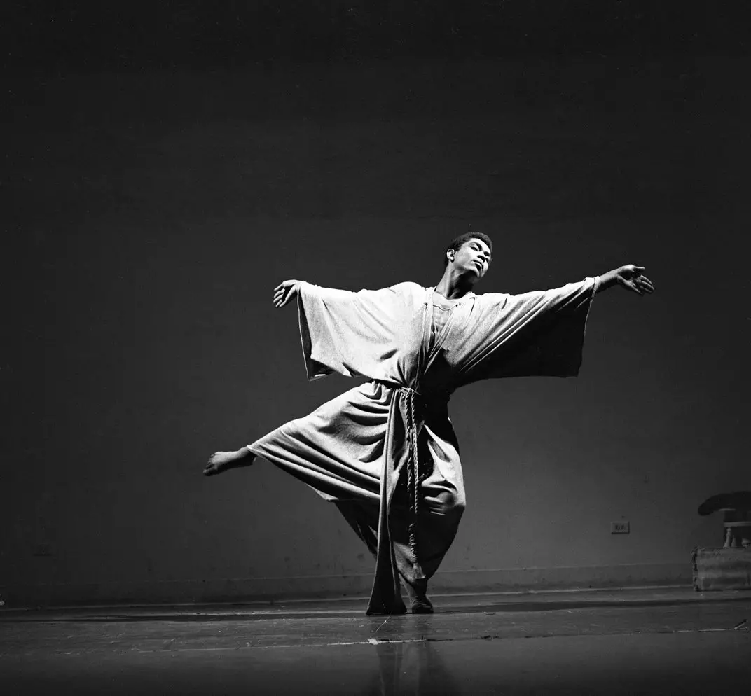 Trove of Stunning Dance Photography Now Online 36137_15