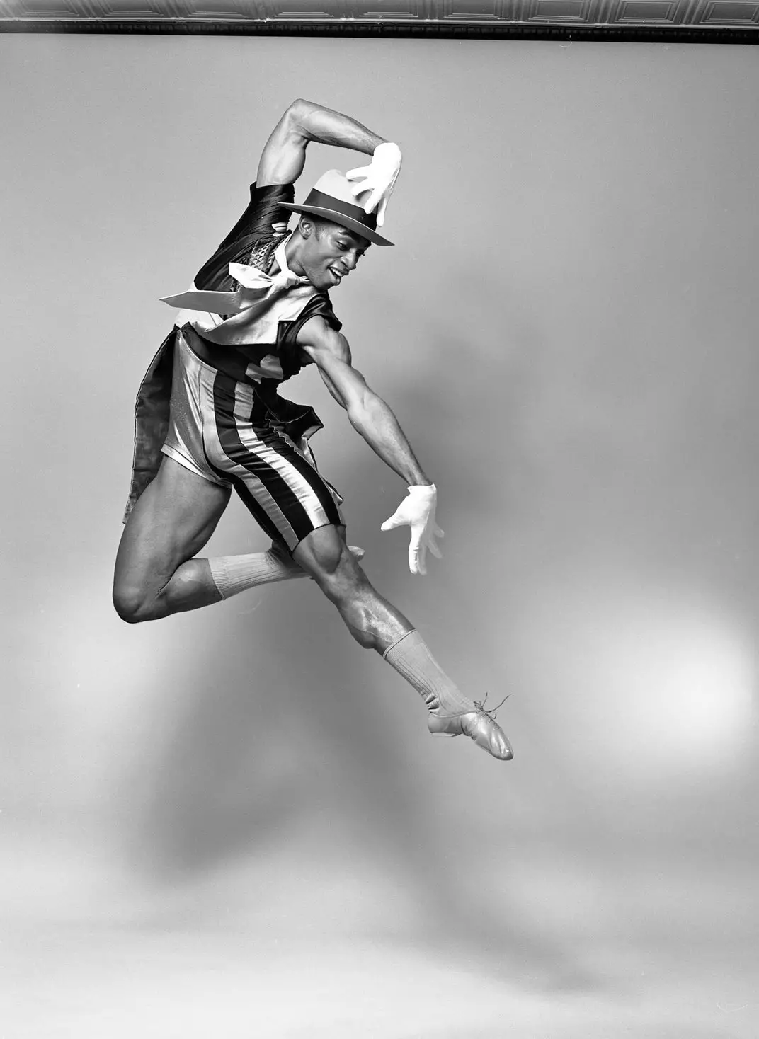 Trove of Stunning Dance Photography Elo Online 36137_8