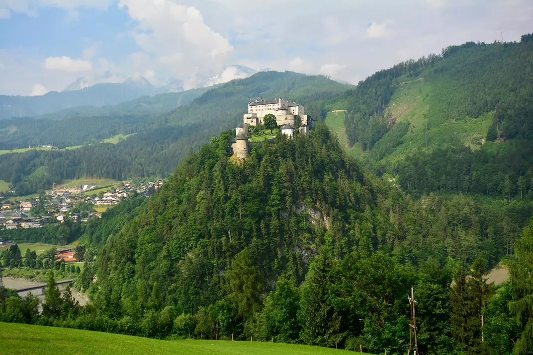 Aquests castells impressionants i menys visitats a Europa són directament sortits d'un conte de fades 36142_17