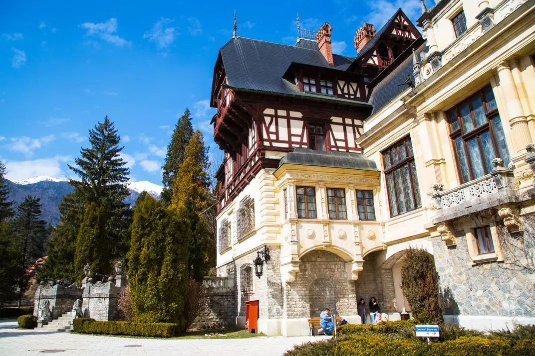 Questi splendidi castelli meno visitati in Europa sono usciti da una fiaba 36142_49