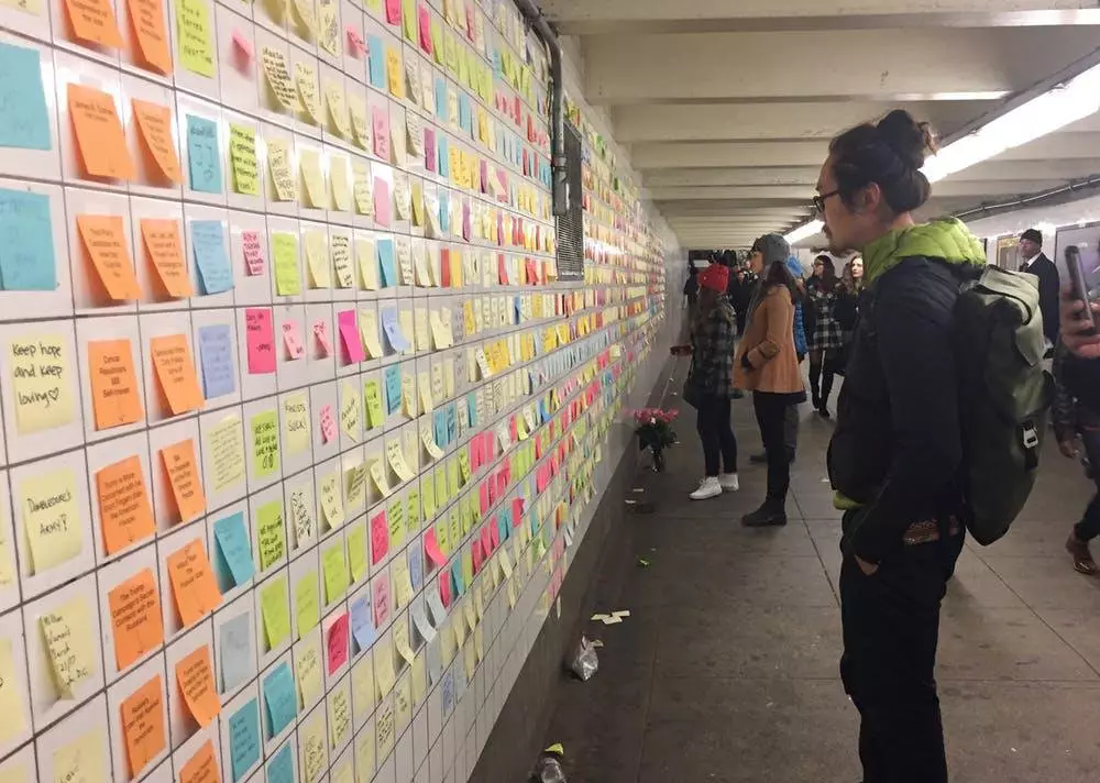 Револуција со лепливи белешки во Хонг Конг
