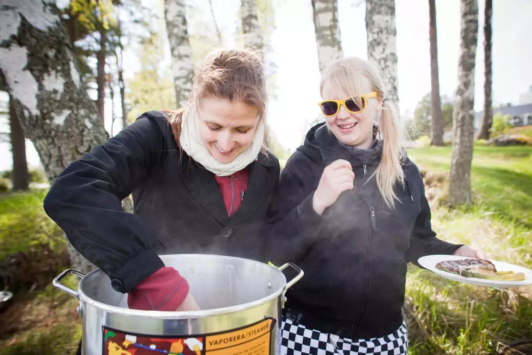 Helsingis toimuval restoranipäeval võtavad mitteametlikud pop-up söögikohad üle kõik koduköökidest tätoveeringupoodideni 36232_18