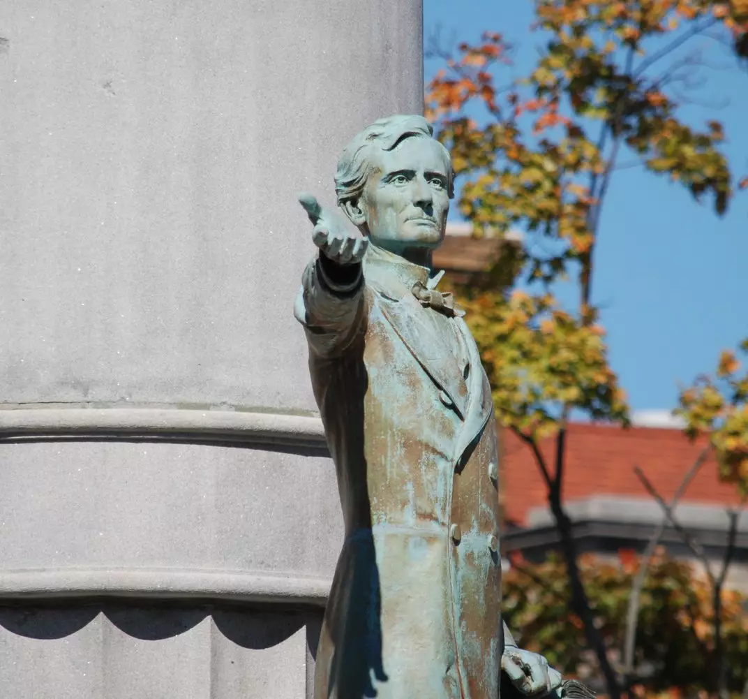 Jefferson Davis standbeeld