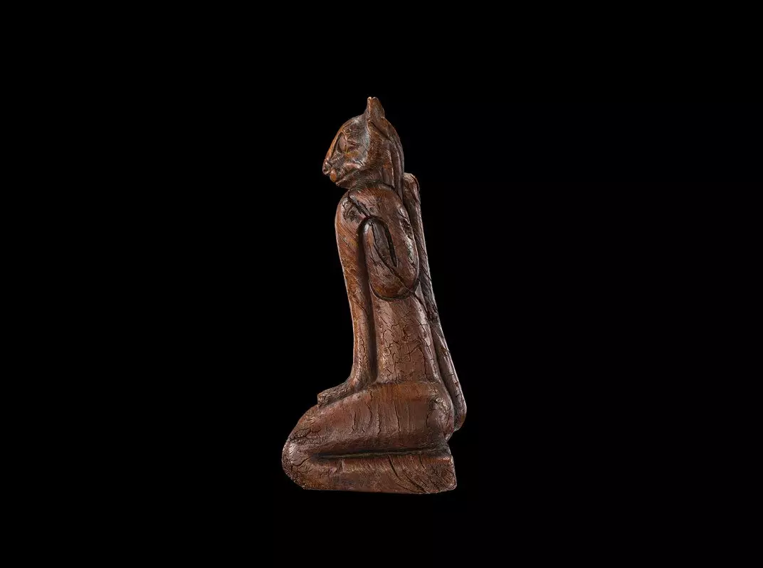 This Hand-Carved Panther Statuette Embodies a Lost Civilization’s Harmony With Nature 36435_1