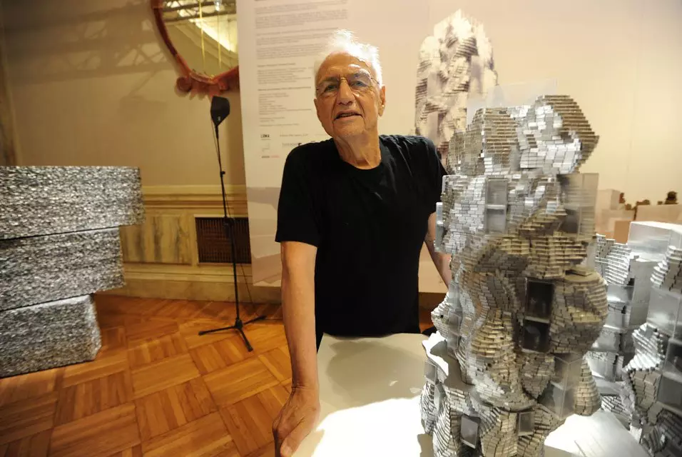 35 Sing Nggawe Bedane: Frank Gehry