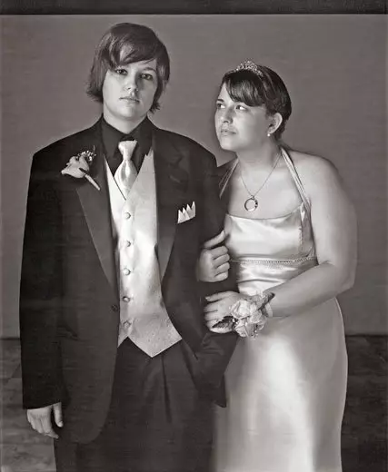 I-21st-Century American Prom 37503_5