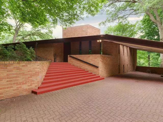 Una casa de Minnesota dissenyada per Frank Lloyd Wright està a la venda, mobles originals i tot 37725_12