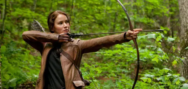 Jennifer Lawrence dị ka Katniss Everdeen na egwuregwu agụụ agụụ