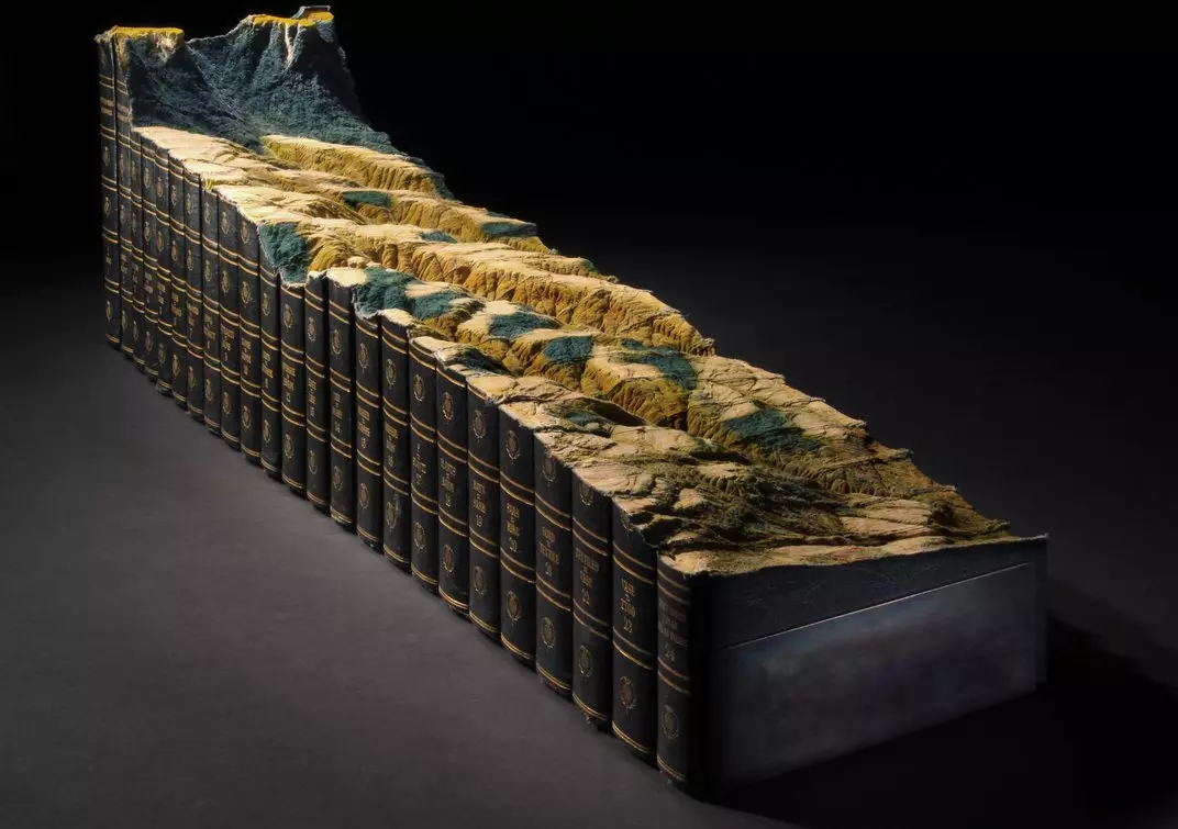 Այս լեռները պատրաստված են գրքերից 38259_1