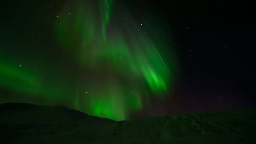 Con imaxes impresionantes, Citizen Scientists axudan a mapear as auroras 38277_5