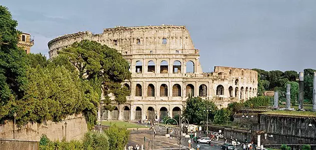 Colosseum Romawi