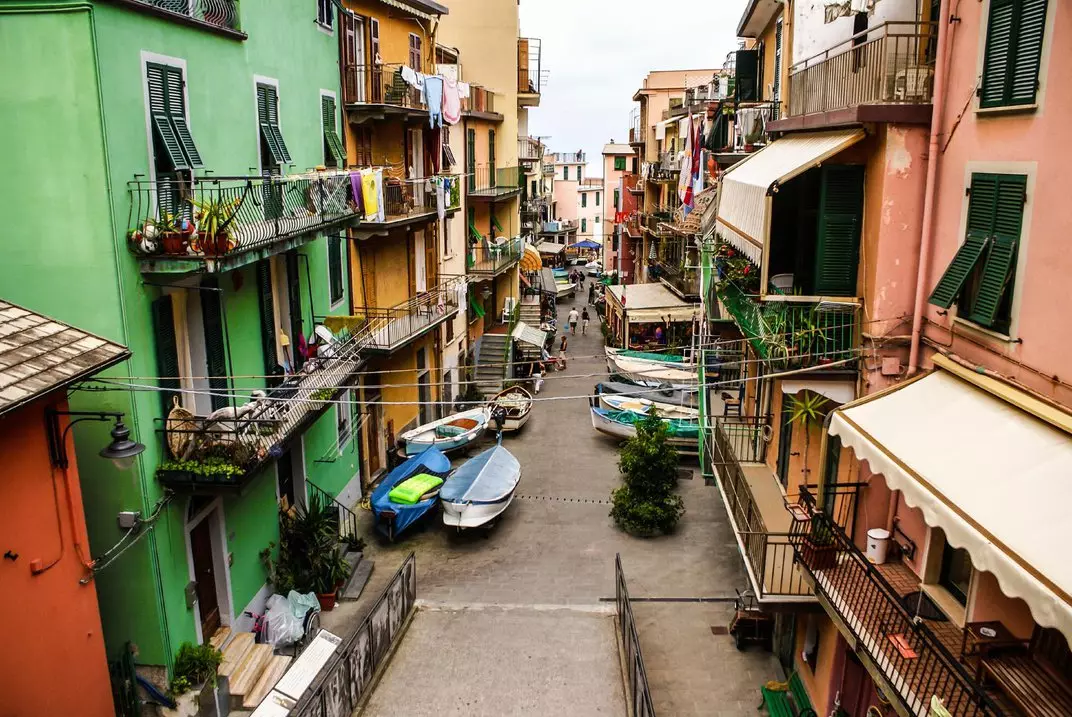 Italija će ograničiti turiste na Cinque Terre 38566_1