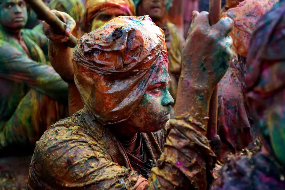 Hindistan'ın Holi Festivali'nin Birçok Renginin Arkasındaki Anlam 38855_15