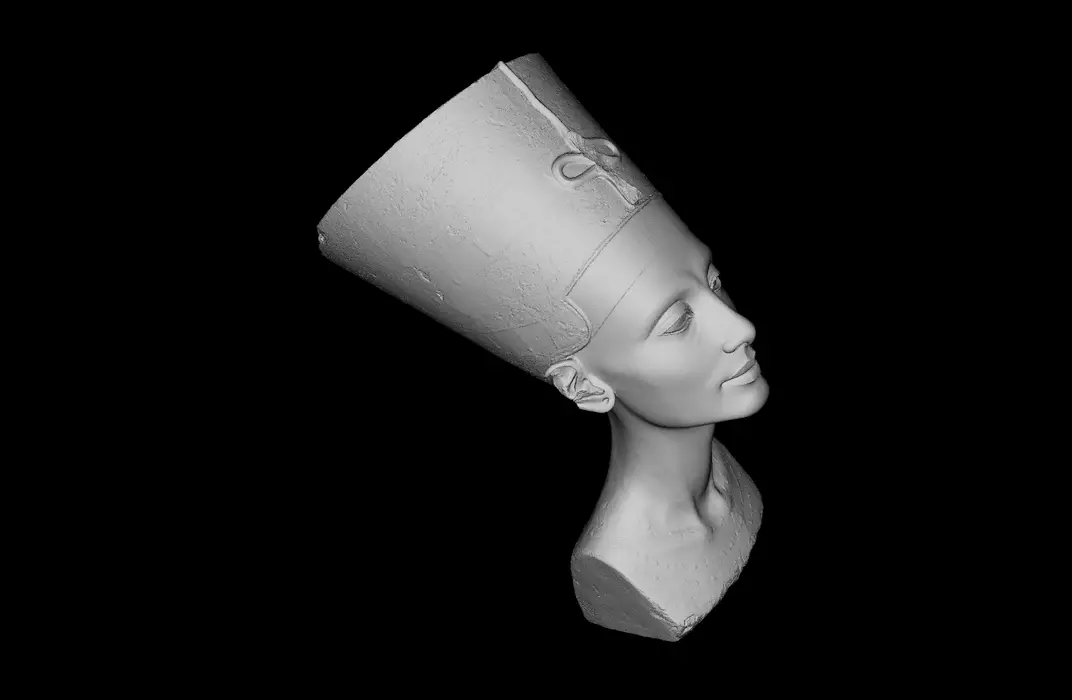 Sibonga Izikena Ezikhohlisayo, Noma ubani Angakwazi Ukuphrinta Ikhophi Ye-3D Ye-Nefertiti's Bust 38891_3