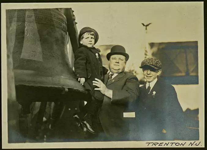 Hogyan nyerte meg a Liberty Bell a nagy háborút 38986_19