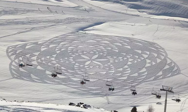 Ces superbes fractales sont faites de neige 39731_2