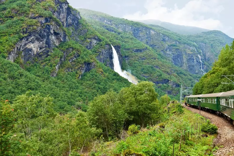 I viaggi in treno più panoramici del mondo 39881_9