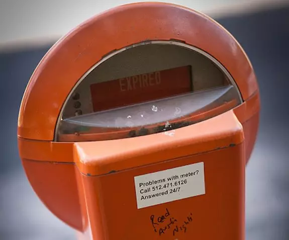 Pysäköintimittarit, jotka oli alun perin tarkoitettu pitämään liikennettä liikkeessä, tarvitsevat päivitystä