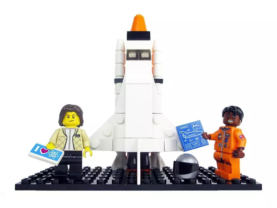 A LEGO a NASA női készletét készíti 40061_2