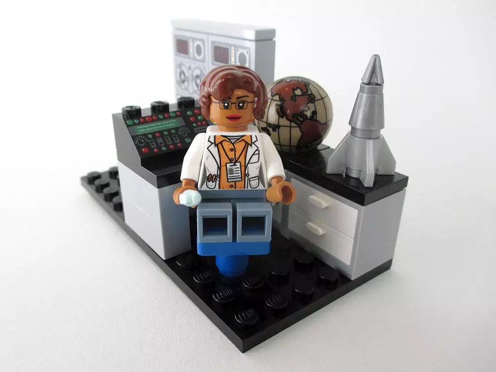 A LEGO a NASA női készletét készíti 40061_4