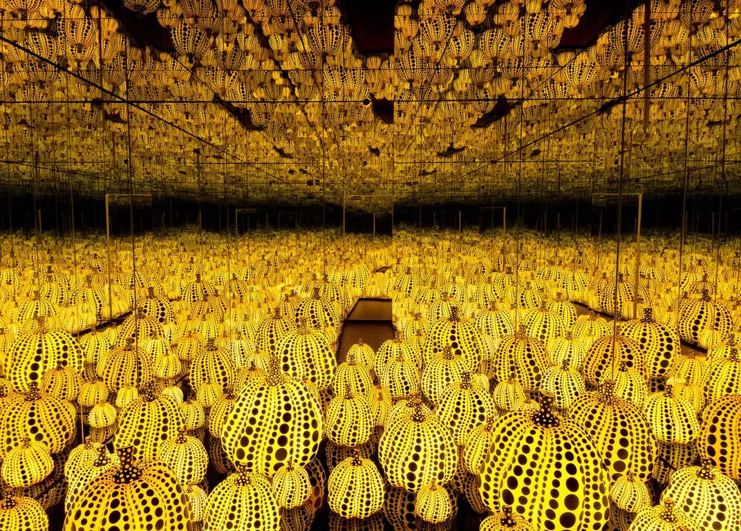 Follow the Polka Dots to Yayoi Kusama's Infinity Rooms That Are Breaking Museum Records  40106_11
