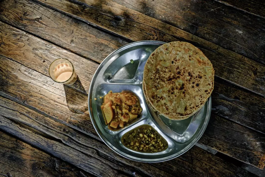Ieškote skanaus, autentiško maisto gaminimo Indijoje? Eikite į sunkvežimio stotelę 40164_3