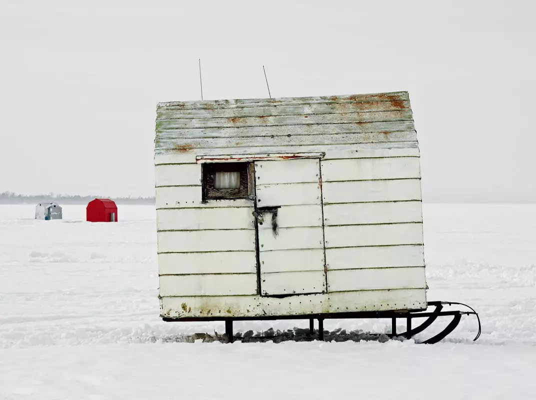Kanadanın Buz Balıqçılıq Daxmalarının Portretləri 40478_11