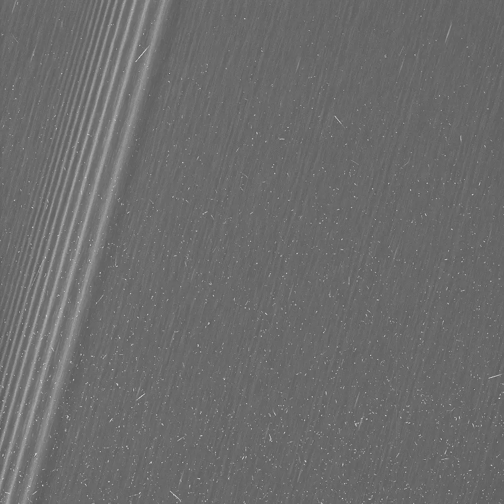 Naglabas ang NASA ng Mga Bagong Snapshot ng Saturn's Rings 40994_3