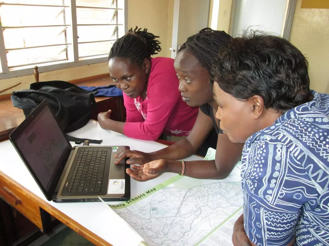 Gör-det-själv-kartografer sätter slumområden på den bokstavliga kartan