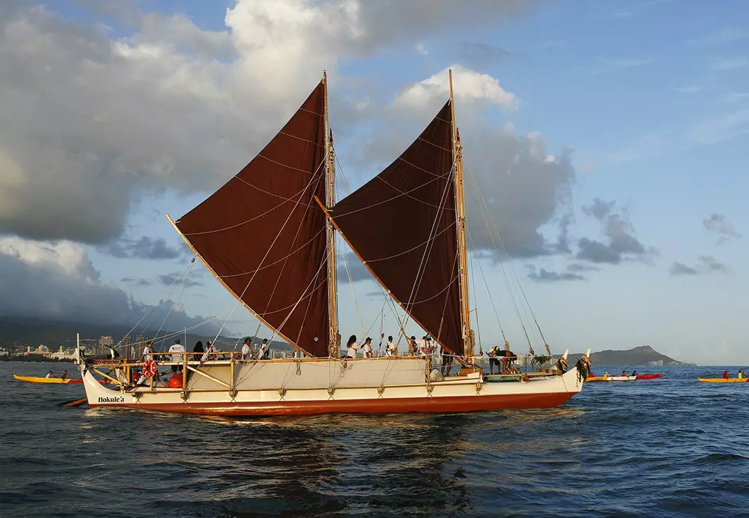 I fire år vil denne polynesiske kanoen seile verden rundt for å øke bevisstheten om globale klimaendringer 41908_7